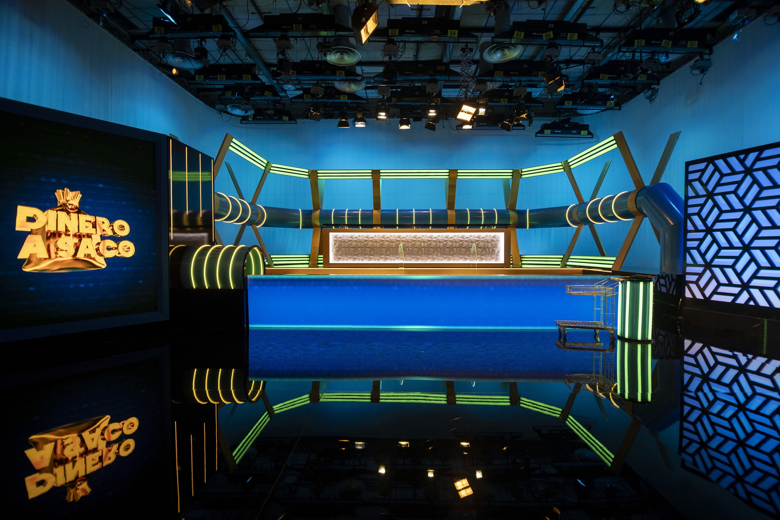 Sustainable Design in Scenography and Ephemeral Architecture